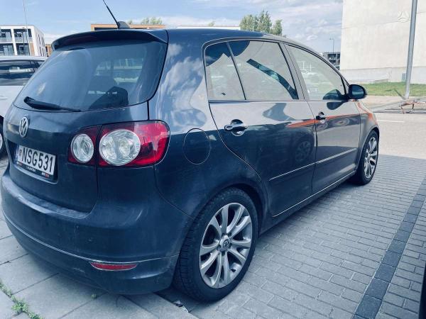 Blue Volkswagen Golf Plus 2008 in Vilnius, with an engine capacity of 1.97 L and mileage of 276 thousand km for 900 €, photo 2 on AUTOMOTO.COM.LV