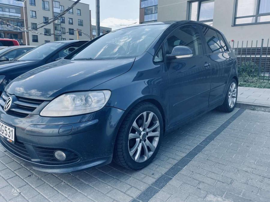 Zils Volkswagen Golf Plus 2008 Viļņa, ar dzinēja tilpumu 1.97 L un nobraukumu 276 tūkst. km par 900 €, foto 4 vietnē AUTOMOTO.COM.LV