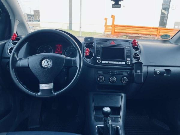 Blue Volkswagen Golf Plus 2008 in Vilnius, with an engine capacity of 1.97 L and mileage of 276 thousand km for 900 €, photo 5 on AUTOMOTO.COM.LV
