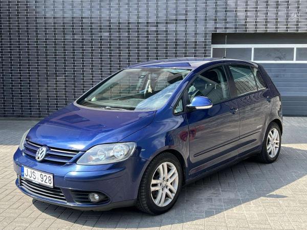 Blue Volkswagen Golf Plus 2008 in Vilnius, with an engine capacity of 1.90 L and mileage of 280 thousand km for 750 €, photo 1 on AUTOMOTO.COM.LV