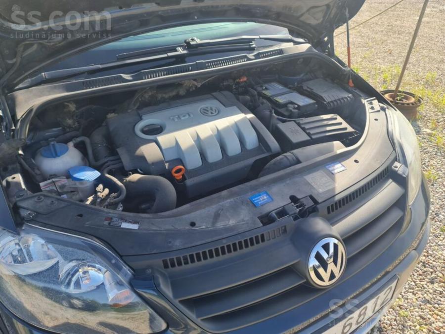 Zils Volkswagen Golf Plus 2008 Cēsis, ar dzinēja tilpumu 1.90 L un nobraukumu 256 tūkst. km par 1750 €, foto 15 vietnē AUTOMOTO.COM.LV