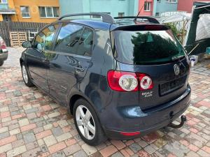 Zils Volkswagen Golf Plus 2008 Limbaži, ar dzinēja tilpumu 1.90 L un nobraukumu 256 tūkst. km par 4250 €, foto 5 vietnē AUTOMOTO.COM.LV