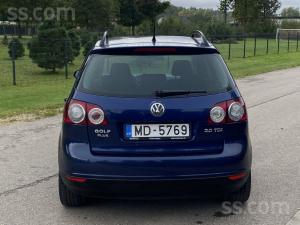 Zils Volkswagen Golf Plus 2008 Rīga, ar dzinēja tilpumu 2.00 L un nobraukumu 292 tūkst. km par 1950 €, foto 6 vietnē AUTOMOTO.COM.LV