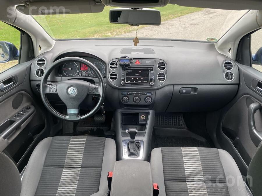 Zils Volkswagen Golf Plus 2008 Rīga, ar dzinēja tilpumu 2.00 L un nobraukumu 292 tūkst. km par 1950 €, foto 11 vietnē AUTOMOTO.COM.LV
