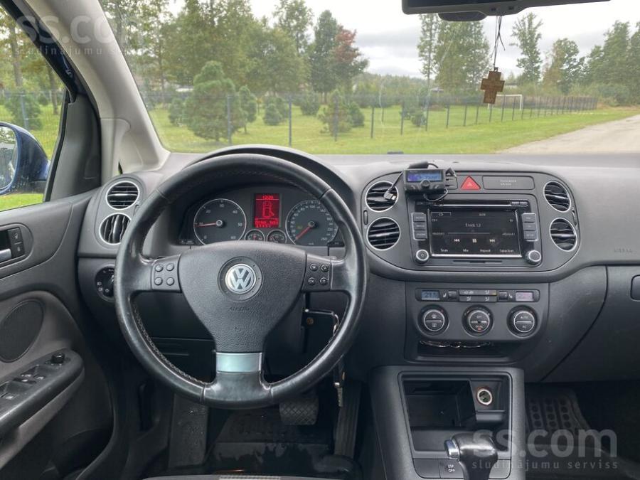 Zils Volkswagen Golf Plus 2008 Rīga, ar dzinēja tilpumu 2.00 L un nobraukumu 292 tūkst. km par 1950 €, foto 12 vietnē AUTOMOTO.COM.LV