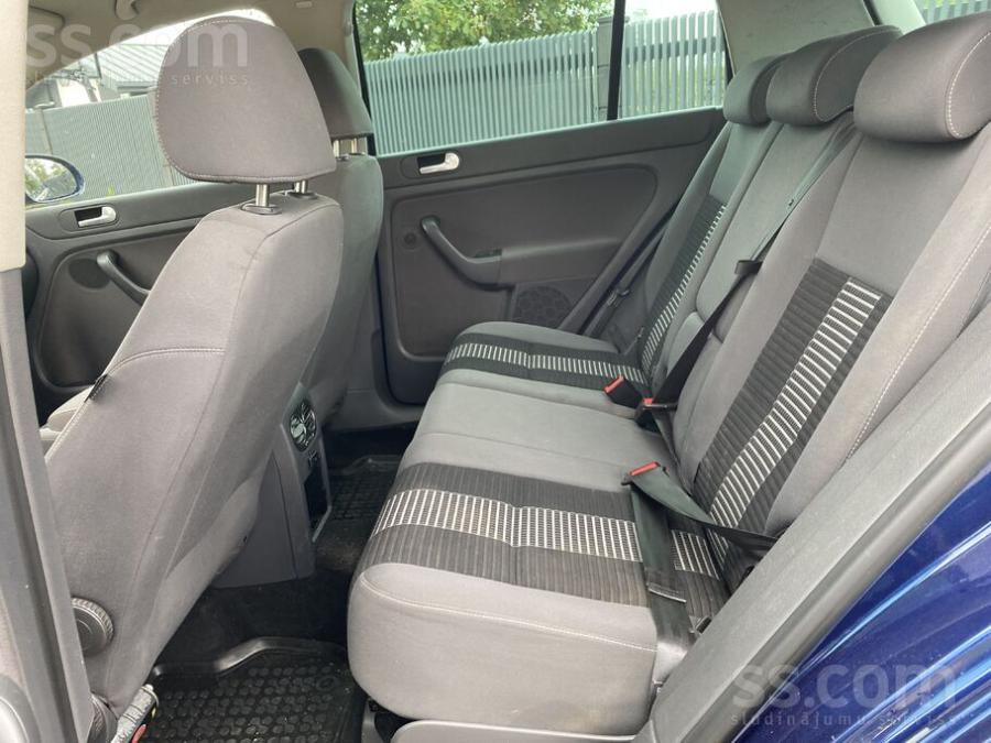 Zils Volkswagen Golf Plus 2008 Rīga, ar dzinēja tilpumu 2.00 L un nobraukumu 292 tūkst. km par 1950 €, foto 17 vietnē AUTOMOTO.COM.LV