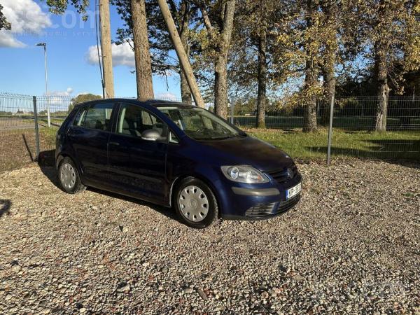 Blue Volkswagen Golf Plus 2008 in Cesis, with an engine capacity of 1.90 L and mileage of 0 thousand km for 2800 €, photo 3 on AUTOMOTO.COM.LV