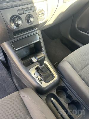Blue Volkswagen Golf Plus 2008 in Cesis, with an engine capacity of 1.90 L and mileage of 0 thousand km for 2800 €, photo 10 on AUTOMOTO.COM.LV