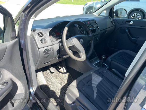 Zils Volkswagen Golf Plus 2009 Jehvi, ar dzinēja tilpumu 1.90 L un nobraukumu 185 tūkst. km par 2200 €, foto 9 vietnē AUTOMOTO.COM.LV