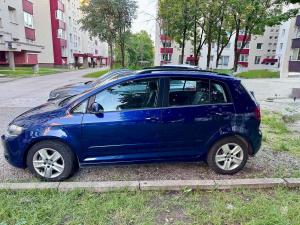 Blue Volkswagen Golf Plus 2009 in Kaunas, with an engine capacity of 1.39 L and mileage of 204 thousand km for 3500 €, photo  on AUTOMOTO.COM.LV