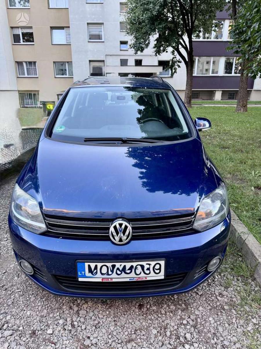 Blue Volkswagen Golf Plus 2009 in Kaunas, with an engine capacity of 1.39 L and mileage of 204 thousand km for 3500 €, photo 4 on AUTOMOTO.COM.LV