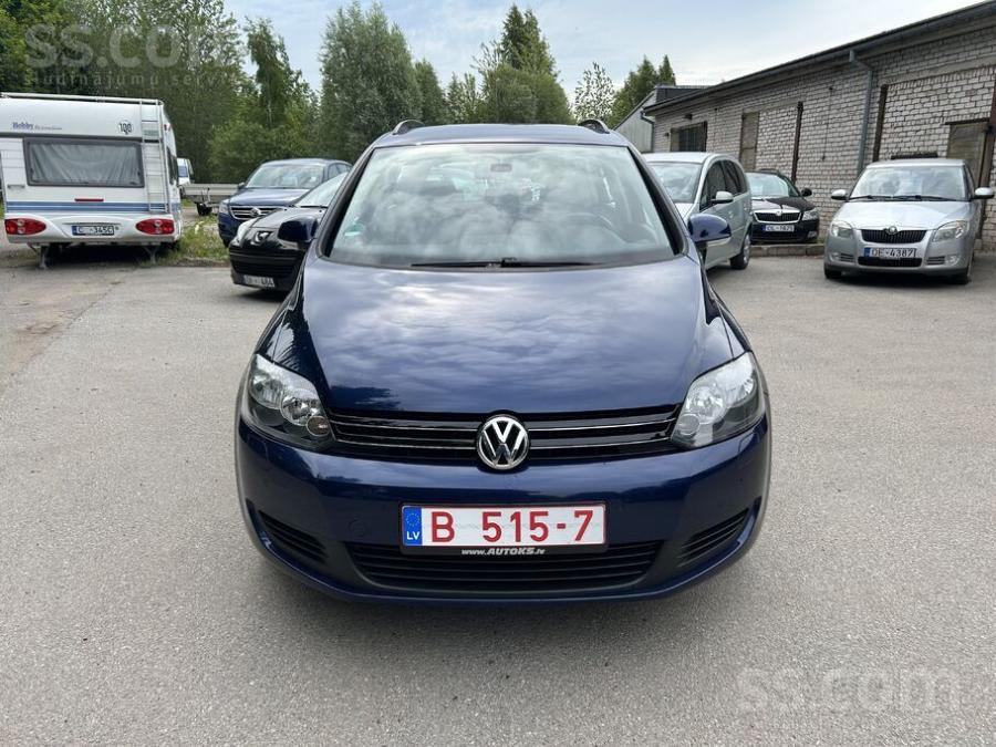 Zils Volkswagen Golf Plus 2009 Limbaži, ar dzinēja tilpumu 2.00 L un nobraukumu 335 tūkst. km par 4250 €, foto 3 vietnē AUTOMOTO.COM.LV