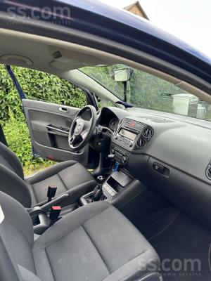 Blue Volkswagen Golf Plus 2009 in Riga, with an engine capacity of 2.00 L and mileage of 296 thousand km for 1850 €, photo 11 on AUTOMOTO.COM.LV