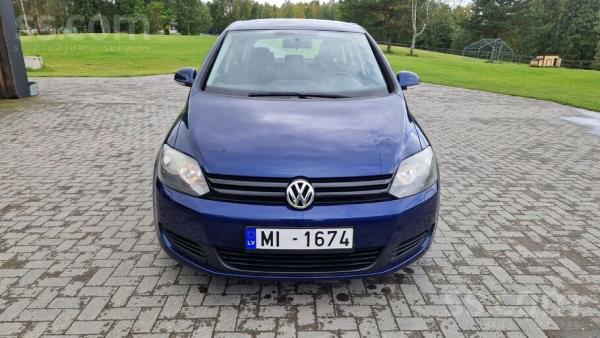 Zils Volkswagen Golf Plus 2009 Gulbene, ar dzinēja tilpumu 2.00 L un nobraukumu 294 tūkst. km par 3290 €, foto 8 vietnē AUTOMOTO.COM.LV