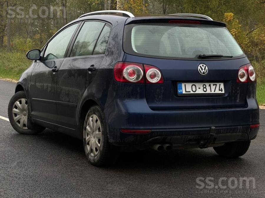 Zils Volkswagen Golf Plus 2009 Jelgava, ar dzinēja tilpumu 2.00 L un nobraukumu 0 tūkst. km par 2990 €, foto 9 vietnē AUTOMOTO.COM.LV