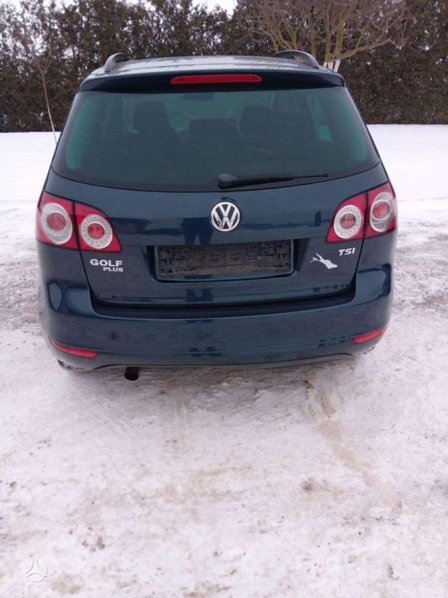 Zils Volkswagen Golf Plus 2010 Marijampole, ar dzinēja tilpumu 1.20 L un nobraukumu 200 tūkst. km par 3500 €, foto 4 vietnē AUTOMOTO.COM.LV