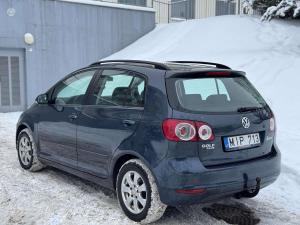 Zils Volkswagen Golf Plus 2010 Viļņa, ar dzinēja tilpumu 1.39 L un nobraukumu 159 tūkst. km par 3400 €, foto 6 vietnē AUTOMOTO.COM.LV