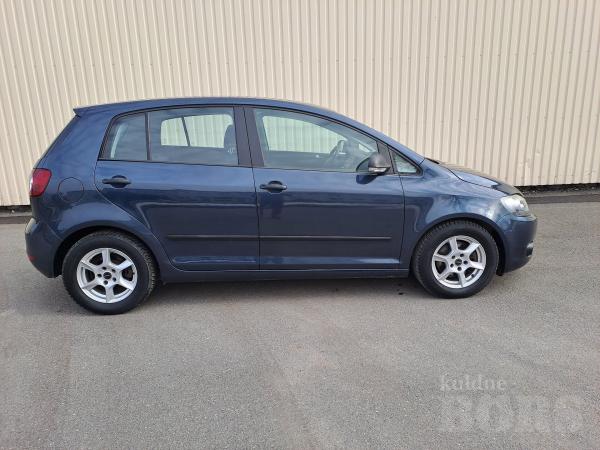Zils Volkswagen Golf Plus 2010 Paide, ar dzinēja tilpumu 0.00 L un nobraukumu 265 tūkst. km par 4990 €, foto 2 vietnē AUTOMOTO.COM.LV