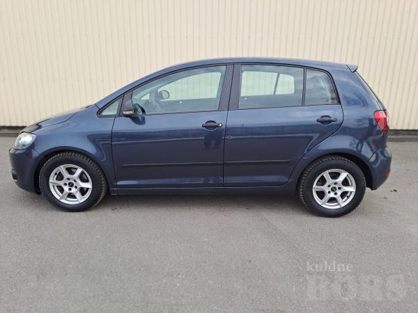 Zils Volkswagen Golf Plus 2010 Paide, ar dzinēja tilpumu 0.00 L un nobraukumu 265 tūkst. km par 4990 €, foto 5 vietnē AUTOMOTO.COM.LV