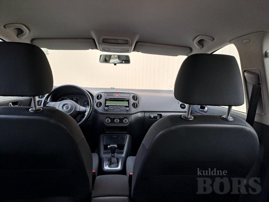Zils Volkswagen Golf Plus 2010 Paide, ar dzinēja tilpumu 0.00 L un nobraukumu 265 tūkst. km par 4990 €, foto 14 vietnē AUTOMOTO.COM.LV