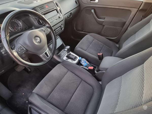 Blue Volkswagen Golf Plus 2010 in Vilnius, with an engine capacity of 2.00 L and mileage of 230 thousand km for 3650 €, photo 9 on AUTOMOTO.COM.LV