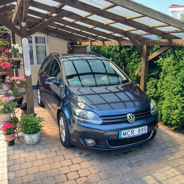 Blue Volkswagen Golf Plus 2010 in Palanga, with an engine capacity of 1.39 L and mileage of 223 thousand km for 4900 €, photo 8 on AUTOMOTO.COM.LV