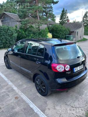 Blue Volkswagen Golf Plus 2010 in Tukums, with an engine capacity of 1.60 L and mileage of 257 thousand km for 2700 €, photo 4 on AUTOMOTO.COM.LV