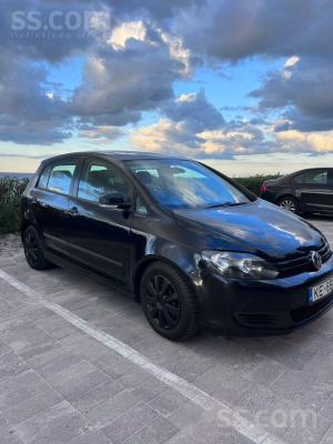 Blue Volkswagen Golf Plus 2010 in Tukums, with an engine capacity of 1.60 L and mileage of 257 thousand km for 2700 €, photo  on AUTOMOTO.COM.LV