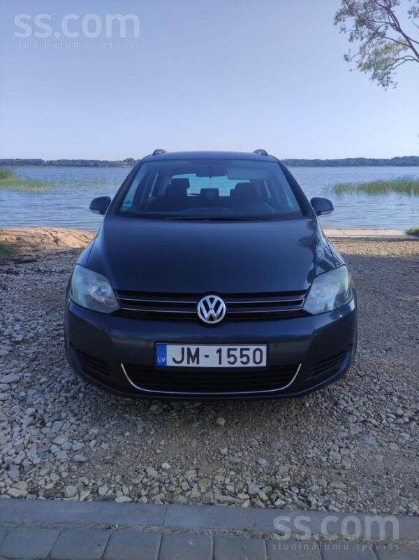 Zils Volkswagen Golf Plus 2010 Ludza, ar dzinēja tilpumu 1.60 L un nobraukumu 307 tūkst. km par 3650 €, foto 1 vietnē AUTOMOTO.COM.LV