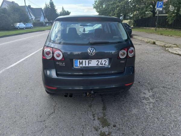 Blue Volkswagen Golf Plus 2010 in Kaunas, with an engine capacity of 1.40 L and mileage of 250 thousand km for 3750 €, photo 8 on AUTOMOTO.COM.LV
