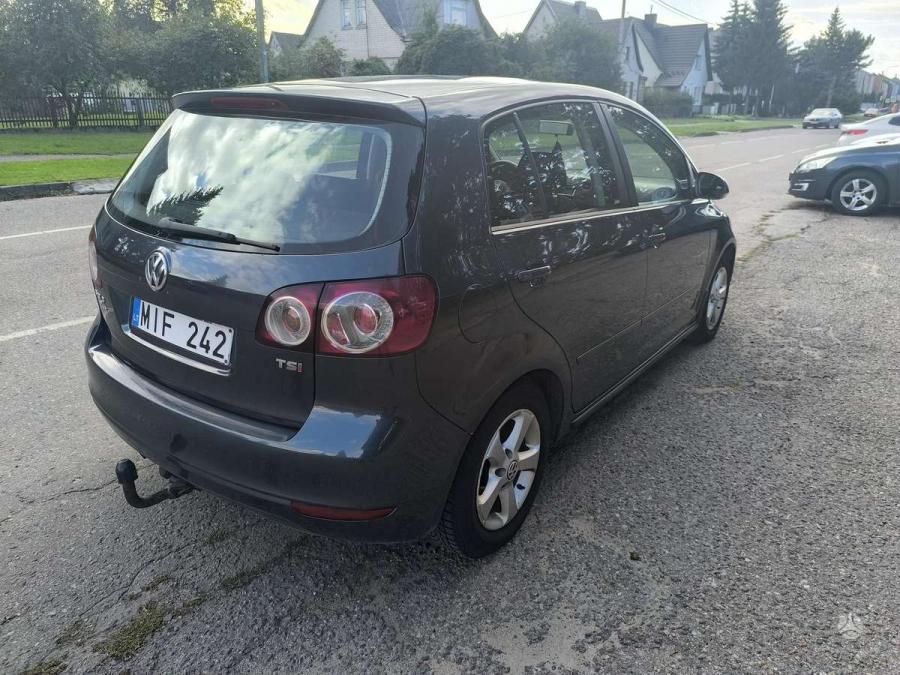 Blue Volkswagen Golf Plus 2010 in Kaunas, with an engine capacity of 1.40 L and mileage of 250 thousand km for 3750 €, photo 9 on AUTOMOTO.COM.LV