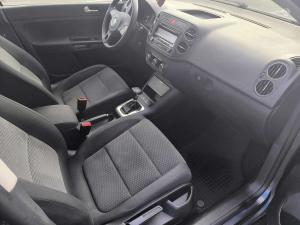 Blue Volkswagen Golf Plus 2010 in Kaunas, with an engine capacity of 1.40 L and mileage of 250 thousand km for 3750 €, photo 11 on AUTOMOTO.COM.LV