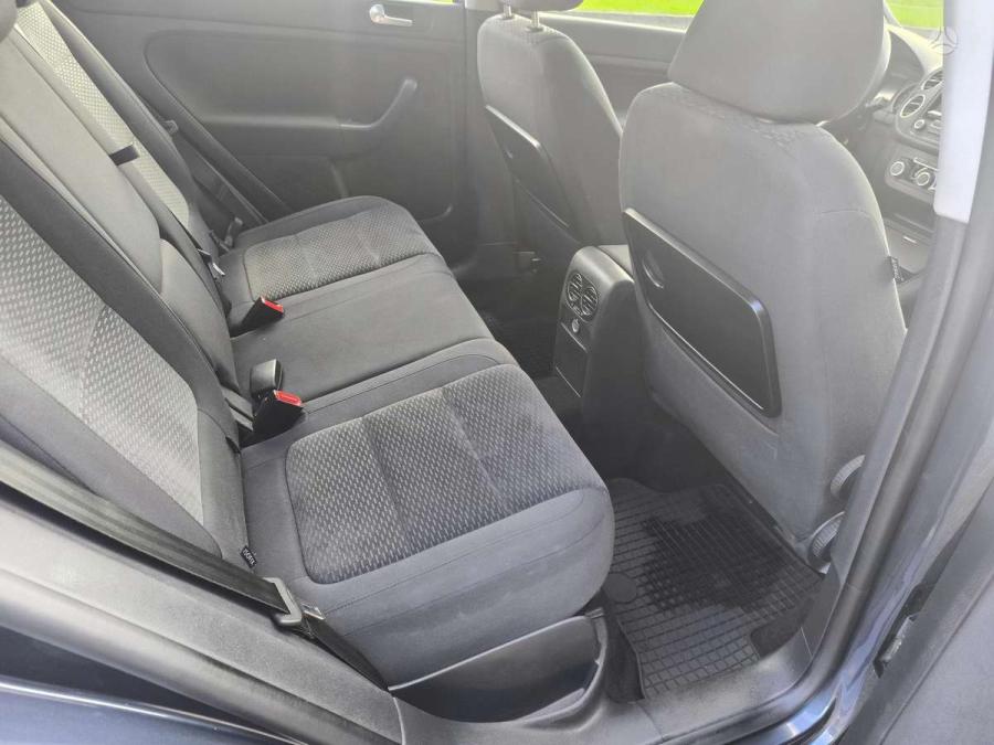 Blue Volkswagen Golf Plus 2010 in Kaunas, with an engine capacity of 1.40 L and mileage of 250 thousand km for 3750 €, photo 12 on AUTOMOTO.COM.LV