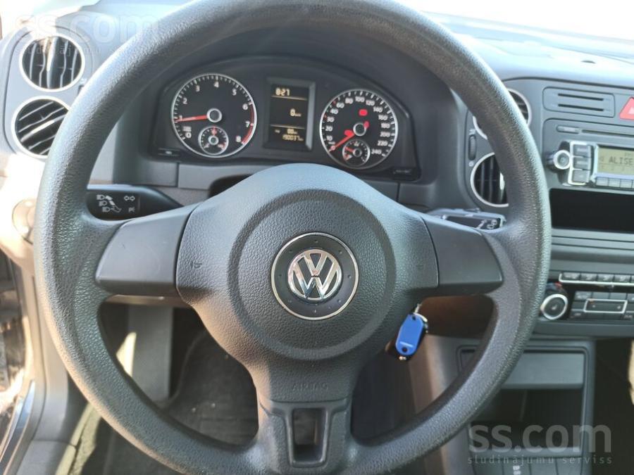 Zils Volkswagen Golf Plus 2010 Daugavpils, ar dzinēja tilpumu 1.60 L un nobraukumu 0 tūkst. km par 5650 €, foto 22 vietnē AUTOMOTO.COM.LV