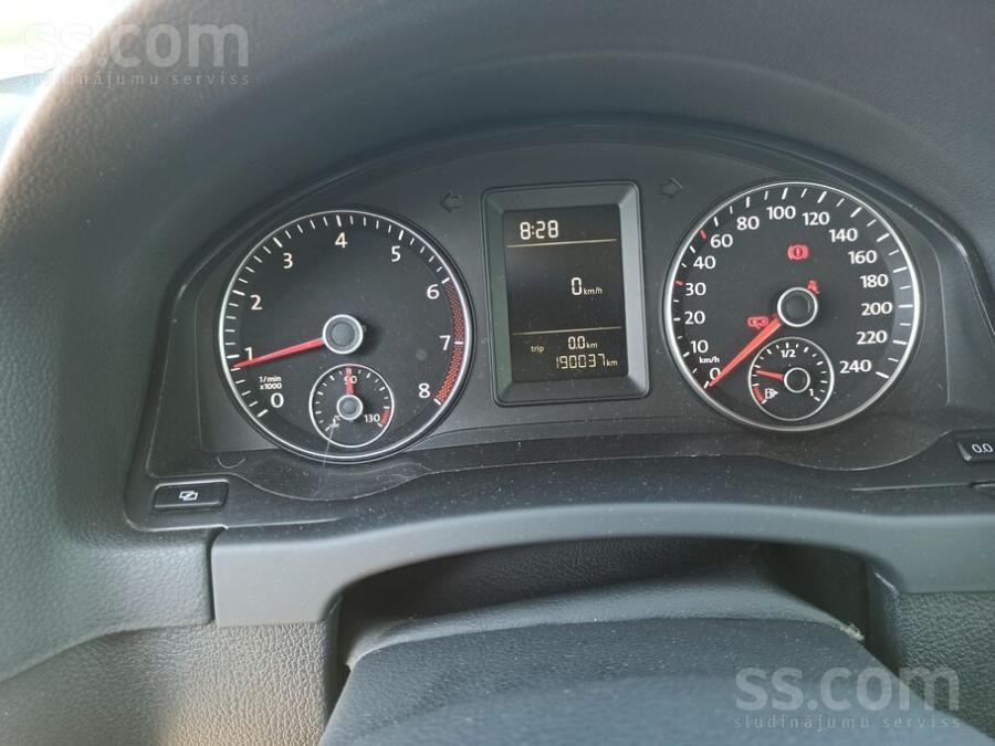 Zils Volkswagen Golf Plus 2010 Daugavpils, ar dzinēja tilpumu 1.60 L un nobraukumu 0 tūkst. km par 5650 €, foto 23 vietnē AUTOMOTO.COM.LV