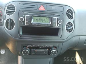 Zils Volkswagen Golf Plus 2010 Daugavpils, ar dzinēja tilpumu 1.60 L un nobraukumu 0 tūkst. km par 5650 €, foto 26 vietnē AUTOMOTO.COM.LV