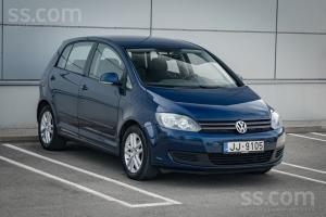 Blue Volkswagen Golf Plus 2011 in Riga, with an engine capacity of 1.60 L and mileage of 162 thousand km for 5500 €, photo 4 on AUTOMOTO.COM.LV