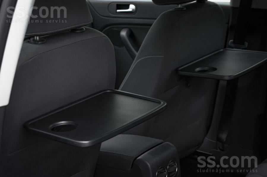 Blue Volkswagen Golf Plus 2011 in Riga, with an engine capacity of 1.60 L and mileage of 162 thousand km for 5500 €, photo 12 on AUTOMOTO.COM.LV