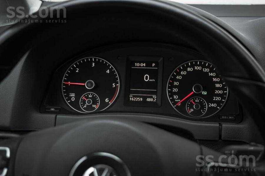 Blue Volkswagen Golf Plus 2011 in Riga, with an engine capacity of 1.60 L and mileage of 162 thousand km for 5500 €, photo 18 on AUTOMOTO.COM.LV
