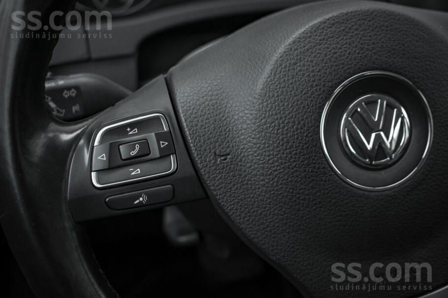 Blue Volkswagen Golf Plus 2011 in Riga, with an engine capacity of 1.60 L and mileage of 162 thousand km for 5500 €, photo 20 on AUTOMOTO.COM.LV