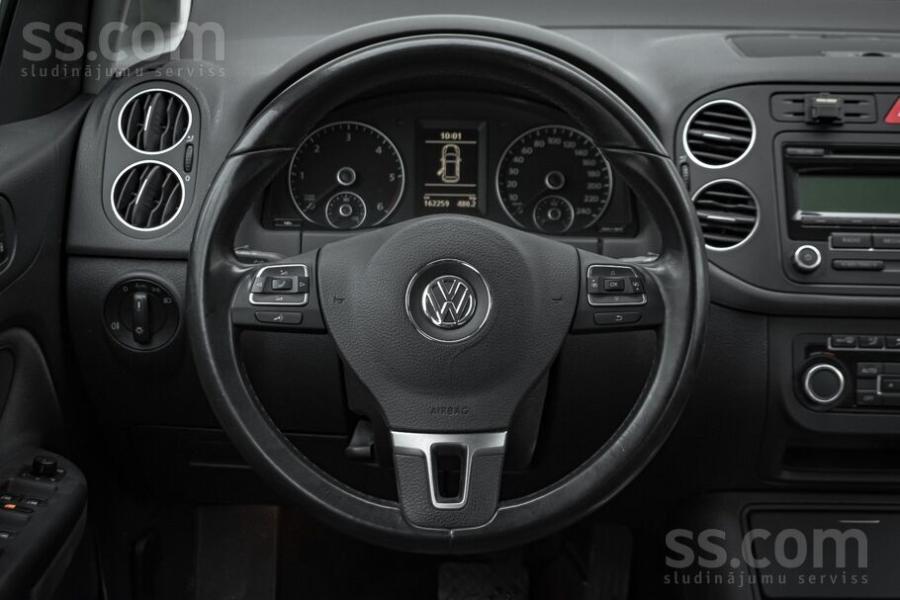Blue Volkswagen Golf Plus 2011 in Riga, with an engine capacity of 1.60 L and mileage of 162 thousand km for 5500 €, photo 21 on AUTOMOTO.COM.LV