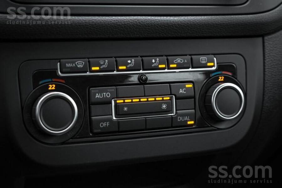 Blue Volkswagen Golf Plus 2011 in Riga, with an engine capacity of 1.60 L and mileage of 162 thousand km for 5500 €, photo 25 on AUTOMOTO.COM.LV