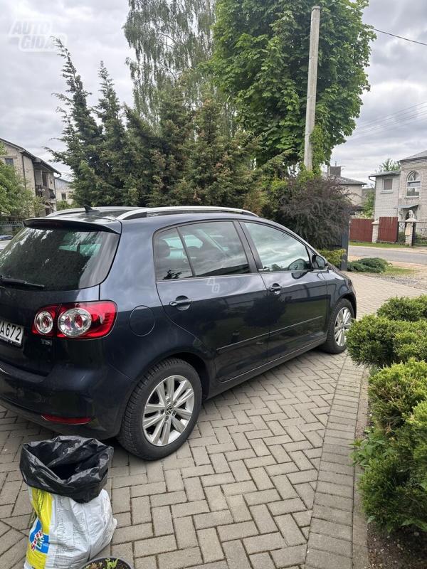 Zils Volkswagen Golf Plus 2011 Jonava, ar dzinēja tilpumu 1.20 L un nobraukumu 239 tūkst. km par 4900 €, foto 4 vietnē AUTOMOTO.COM.LV