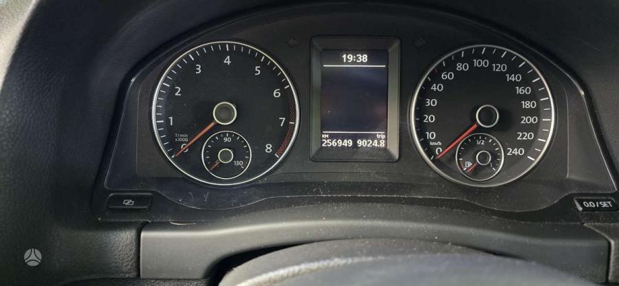 Blue Volkswagen Golf Plus 2011 in Vilnius, with an engine capacity of 1.40 L and mileage of 258 thousand km for 4000 €, photo 1 on AUTOMOTO.COM.LV