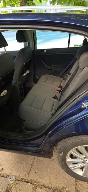 Blue Volkswagen Golf Plus 2011 in Vilnius, with an engine capacity of 1.40 L and mileage of 258 thousand km for 4000 €, photo 3 on AUTOMOTO.COM.LV