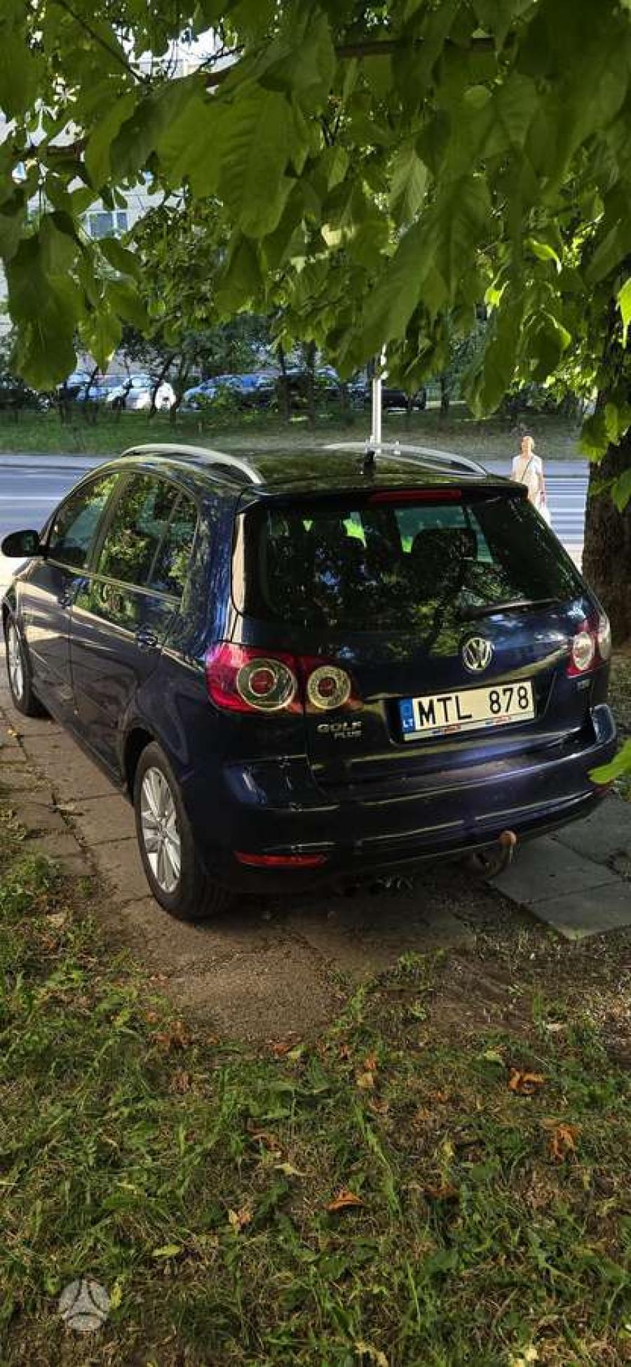 Blue Volkswagen Golf Plus 2011 in Vilnius, with an engine capacity of 1.40 L and mileage of 258 thousand km for 4000 €, photo 7 on AUTOMOTO.COM.LV