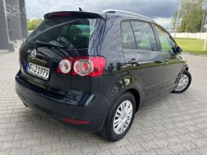 Blue Volkswagen Golf Plus 2011 in Jekabpils, with an engine capacity of 2.00 L and mileage of 218 thousand km for 6200 €, photo 3 on AUTOMOTO.COM.LV