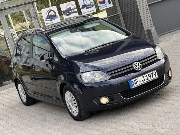 Blue Volkswagen Golf Plus 2011 in Jekabpils, with an engine capacity of 2.00 L and mileage of 218 thousand km for 6200 €, photo 5 on AUTOMOTO.COM.LV