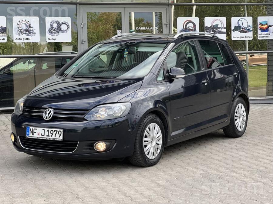 Blue Volkswagen Golf Plus 2011 in Jekabpils, with an engine capacity of 2.00 L and mileage of 218 thousand km for 6200 €, photo 11 on AUTOMOTO.COM.LV