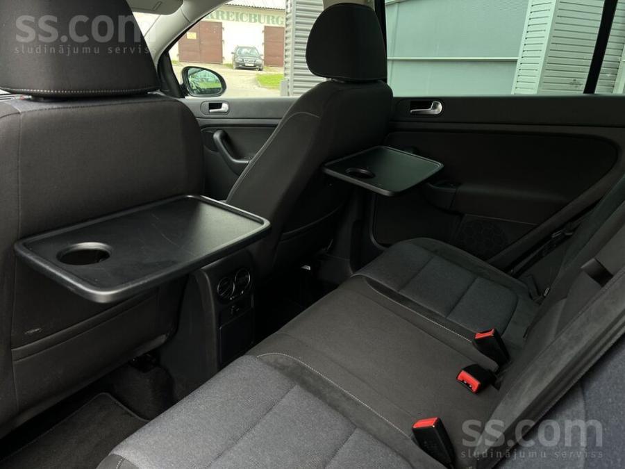 Blue Volkswagen Golf Plus 2011 in Jekabpils, with an engine capacity of 2.00 L and mileage of 218 thousand km for 6200 €, photo 22 on AUTOMOTO.COM.LV